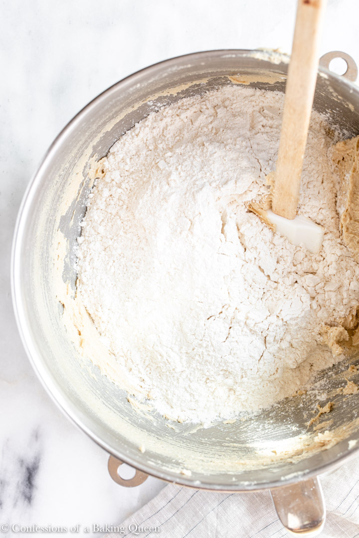 White Chocolate Cookies {Easy Recipe} Confessions of a Baking Queen