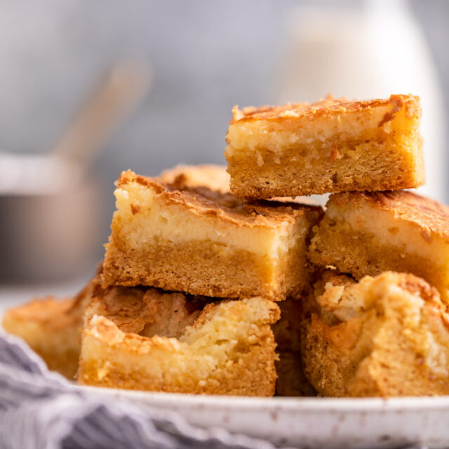 Brown Butter Gooey Cake Bars | Confessions of a Baking Queen