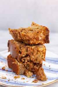 Maple Apple Bread {Easy Recipe} Confessions of a Baking Queen