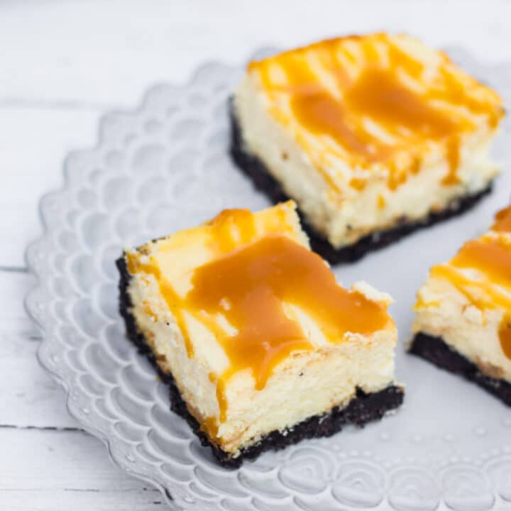Caramel Cheesecake Bars {Easy Recipe} Confessions of a Baking Queen