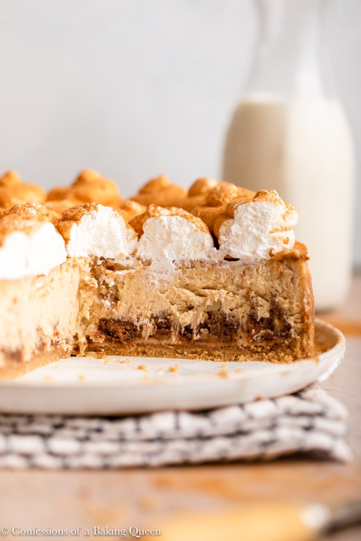 Cinnamon Roll Cheesecake Recipe I Confessions of a Baking Queen