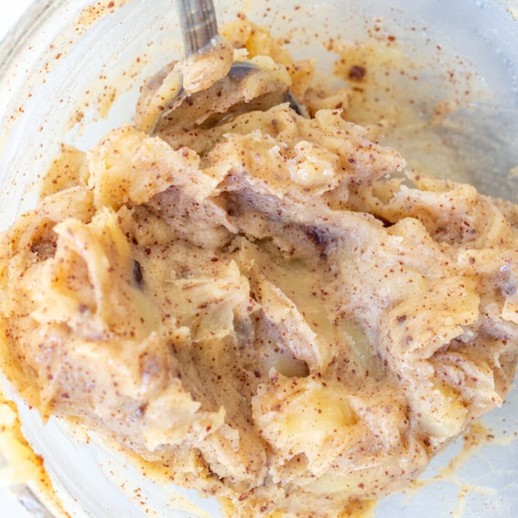 How to make Brown Butter - Confessions of a Baking Queen