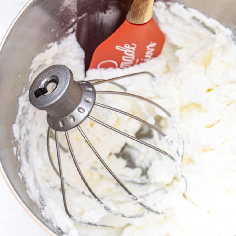 Cream Puff Recipe - Confessions of a Baking Queen