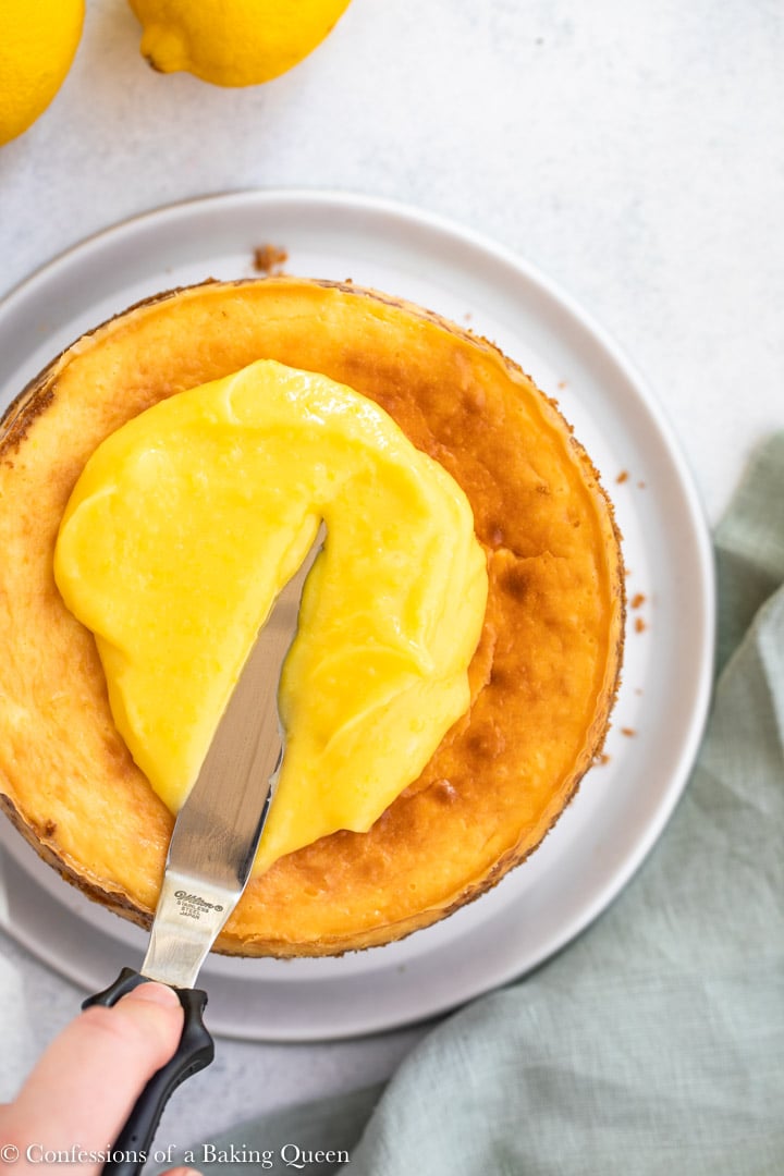 Easy Baked Lemon Cheesecake with Lemon Curd Recipe - Confessions of a ...