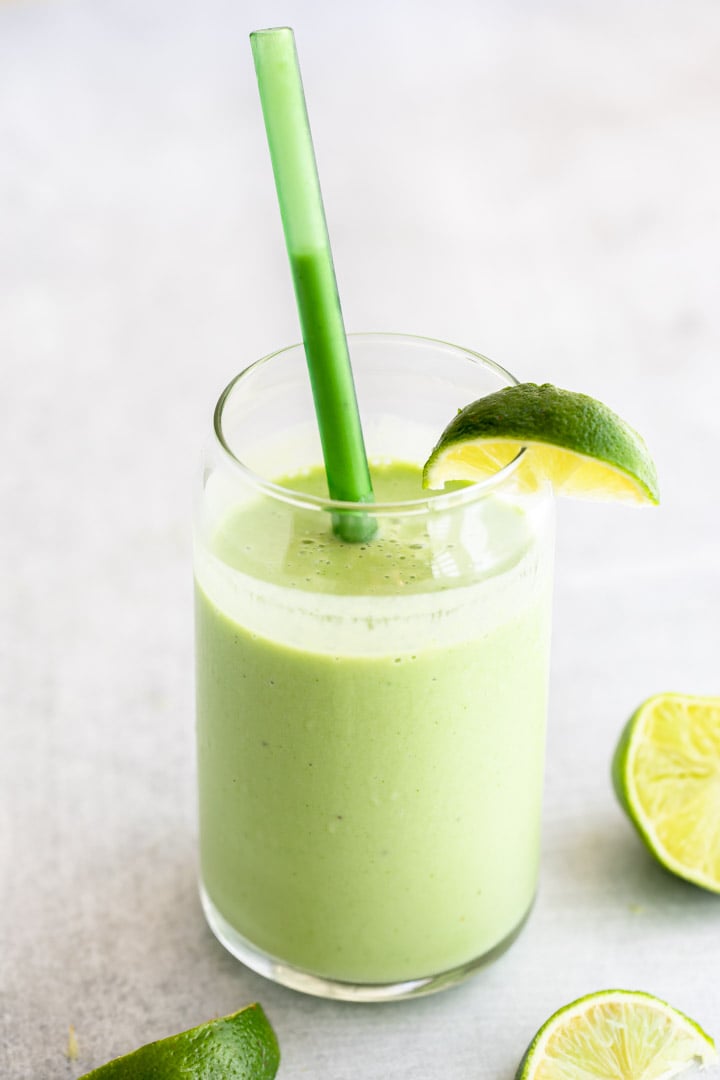 Key Lime Smoothie - Confessions of a Baking Queen