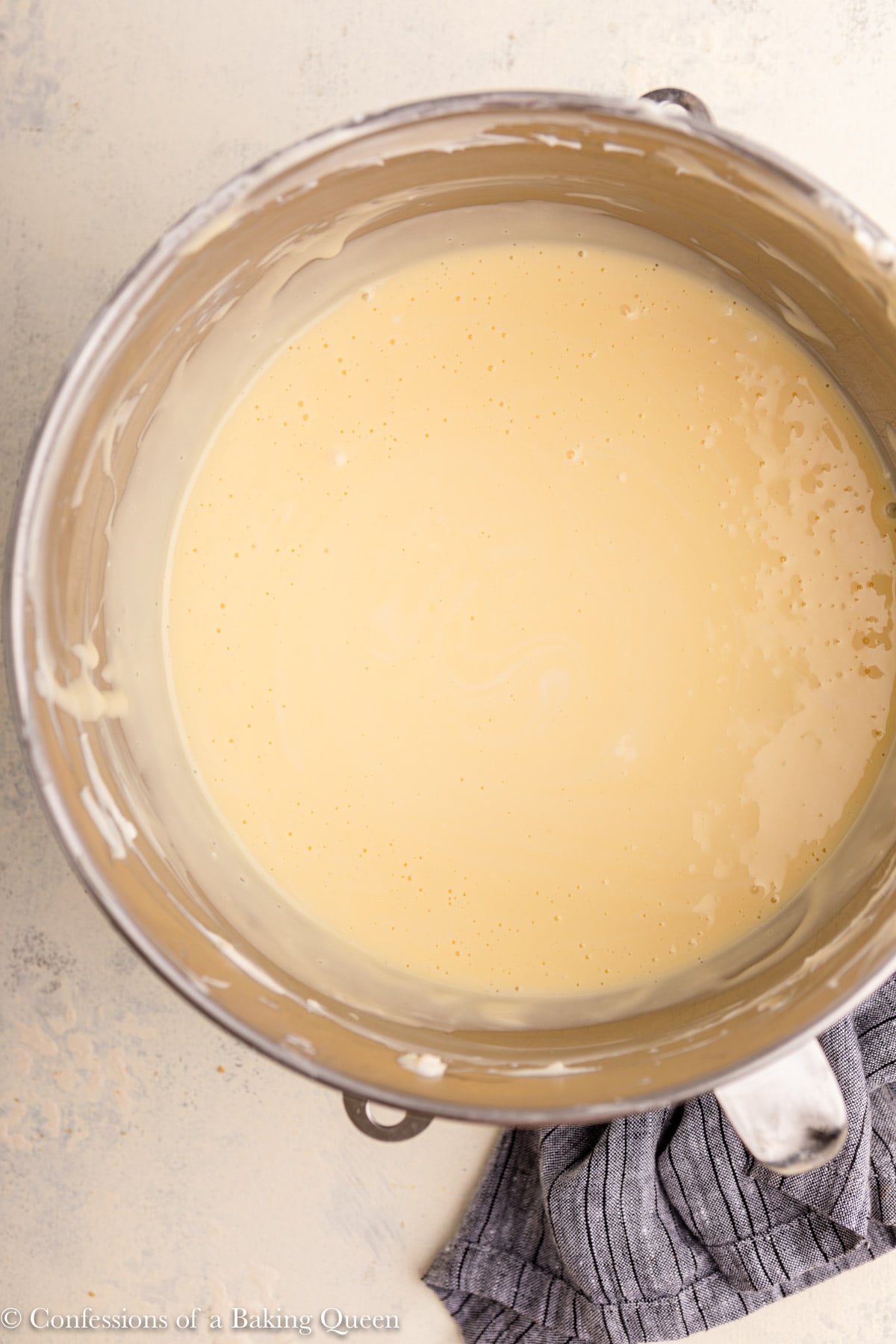 New York Cheesecake - Confessions of a Baking Queen