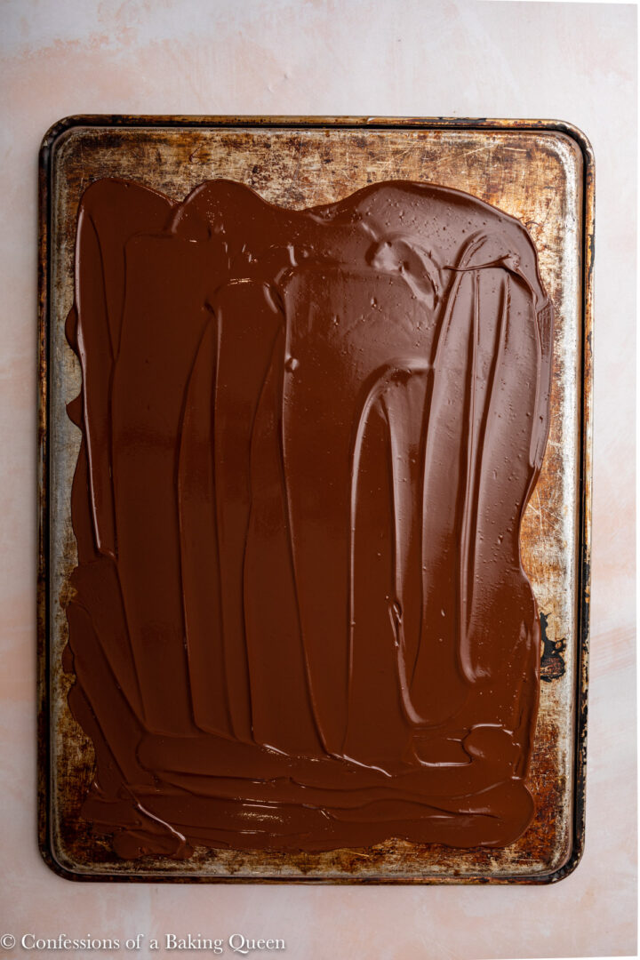 Elegant Chocolate Curls in Minutes - Confessions of a Baking Queen