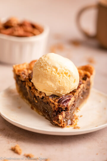 Pecan Pie - Confessions of a Baking Queen