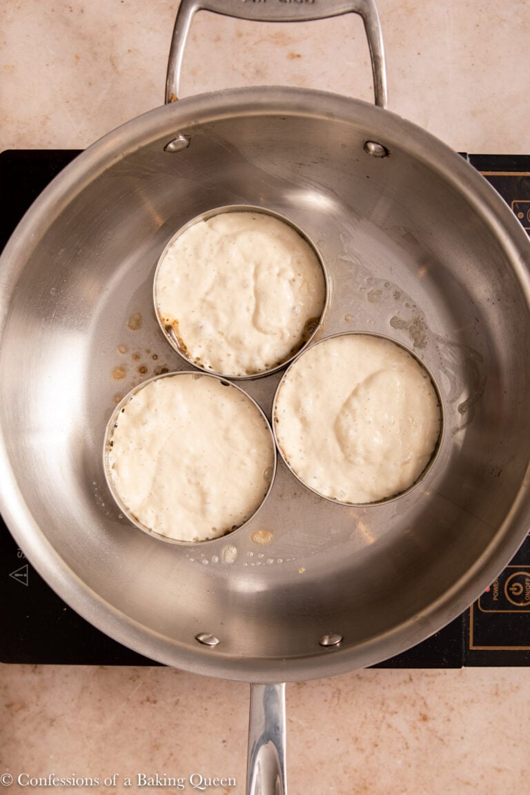 Step-by-Step Photos to Make Homemade British-Style Crumpets ...
