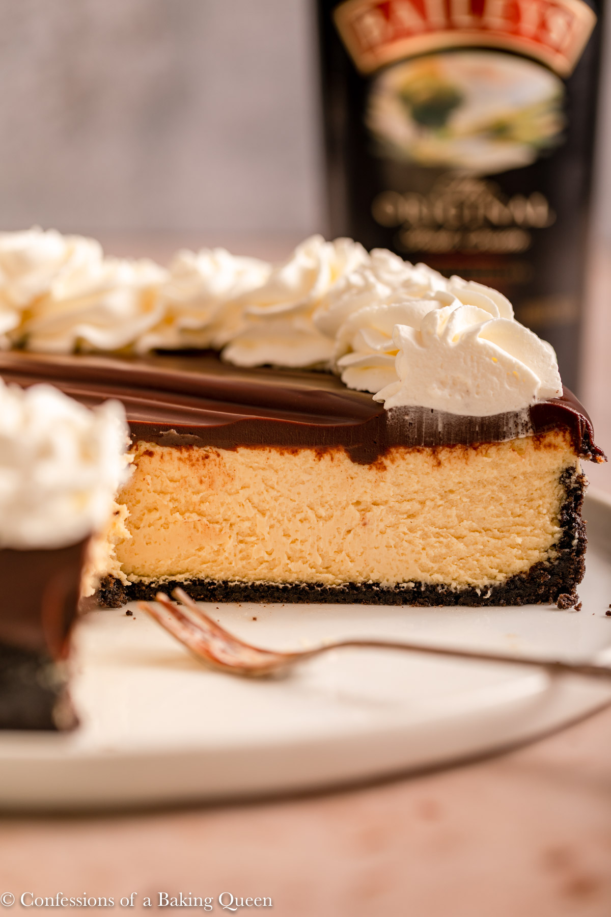 Baileys Cheesecake | Confessions of a Baking Queen