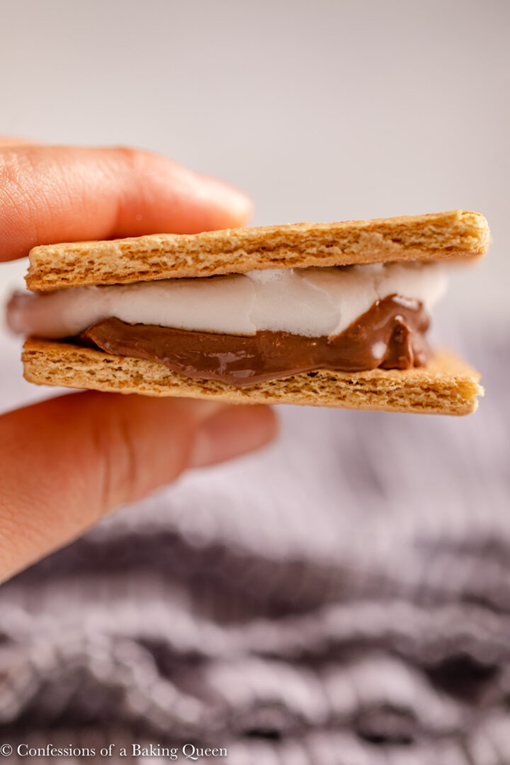 Easy Oven S’mores in Under 10 Minutes—Fast & Fun Recipe - Confessions ...