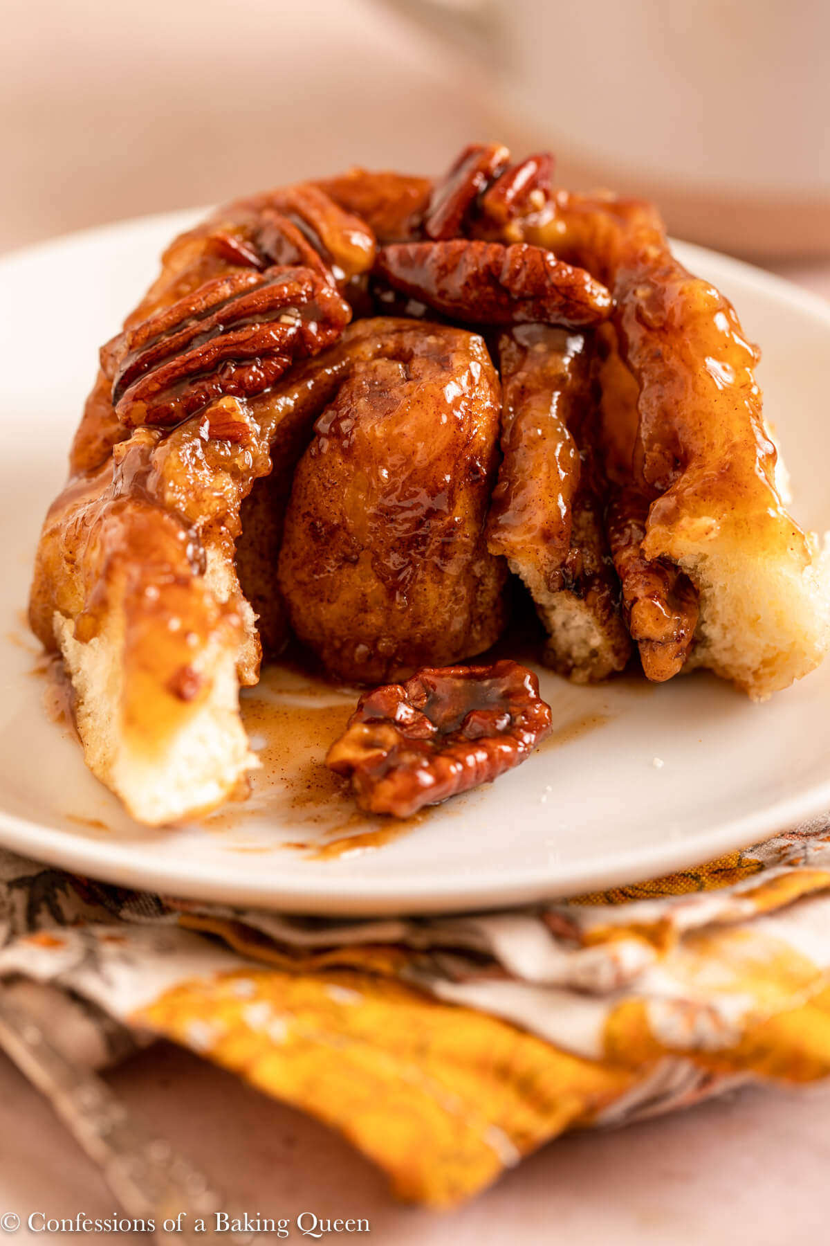 Gooey Sticky Pecan Rolls - Confessions of a Baking Queen