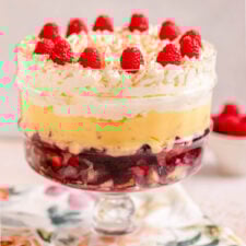 English Trifle - Confessions of a Baking Queen