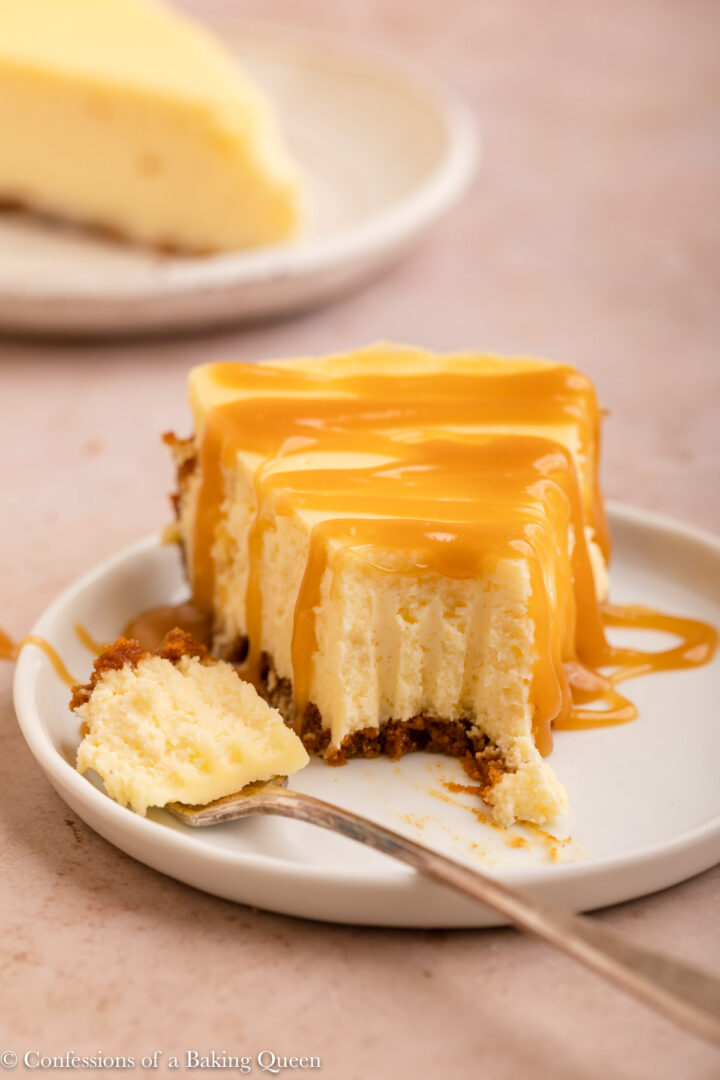 Mascarpone Cheesecake (Creamy & Dreamy) - Confessions of a Baking Queen