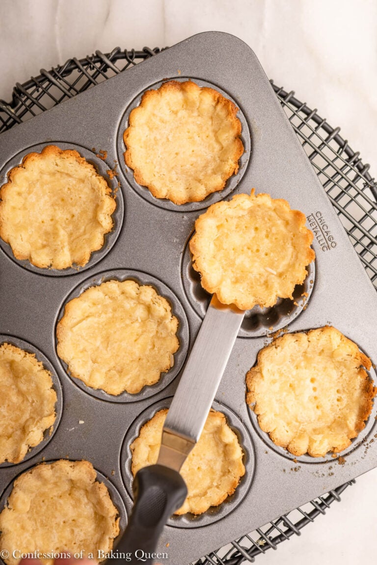 How to Make Mini Fruit Tarts - Confessions of a Baking Queen