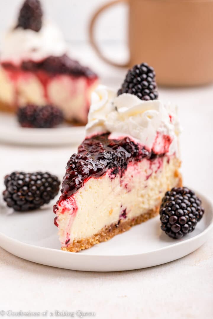 Blackberry Cheesecake with Homemade Berry Sauce - Confessions of a ...