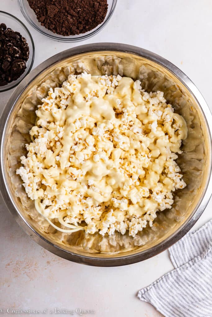 Easy And Delicious Oreo Popcorn Recipe - CBQ Bakes