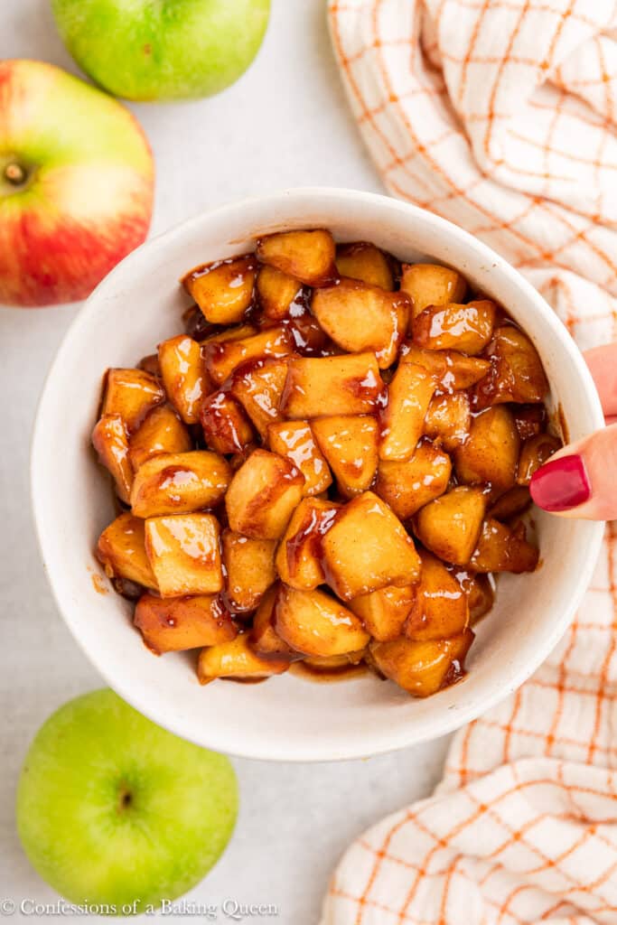 How To Make Apple Compote (Easy & Fast) Confessions of a Baking Queen